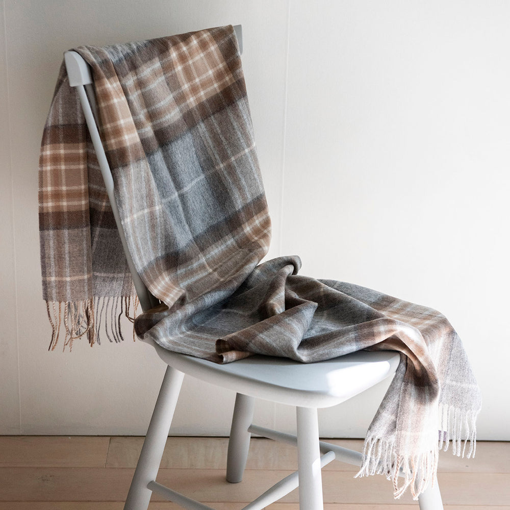 ラムズウール オーバーサイズマフラー Mackellar Tartan